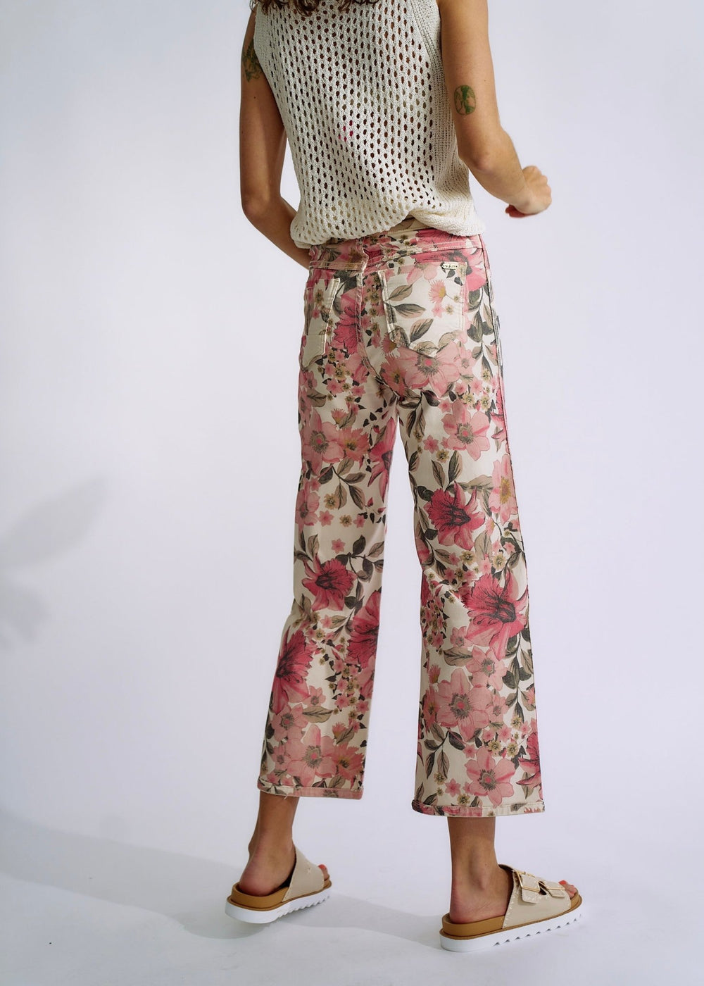 Flared and Cropped Reversible Jeans with Summer Print in Beige ...